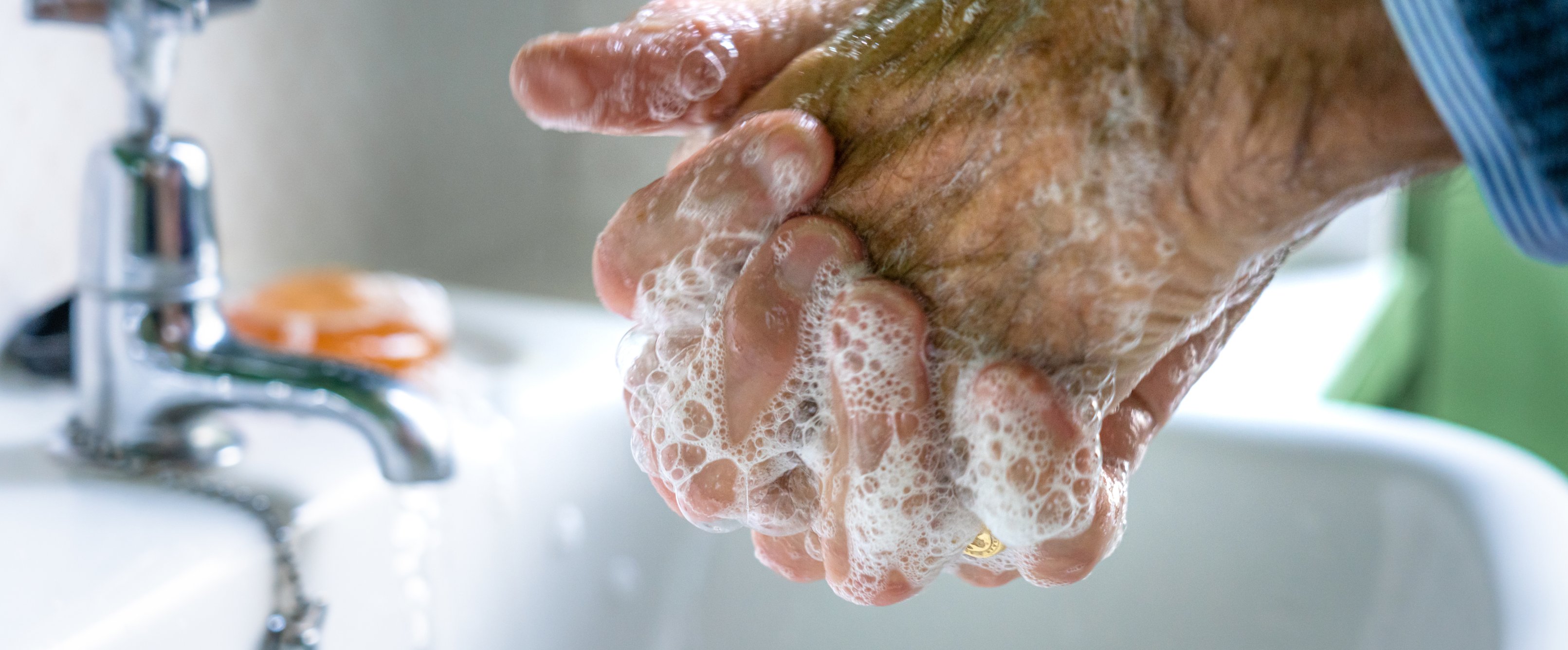 Personal Hygiene Checklist for Older Adults | Highgate Senior Living